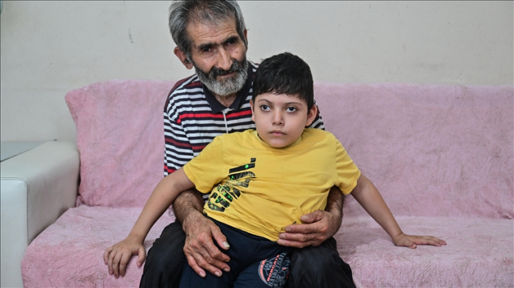 Dede Temir Demir'in Tek İsteği Torununun Tedavi Edilmesi - SES15
